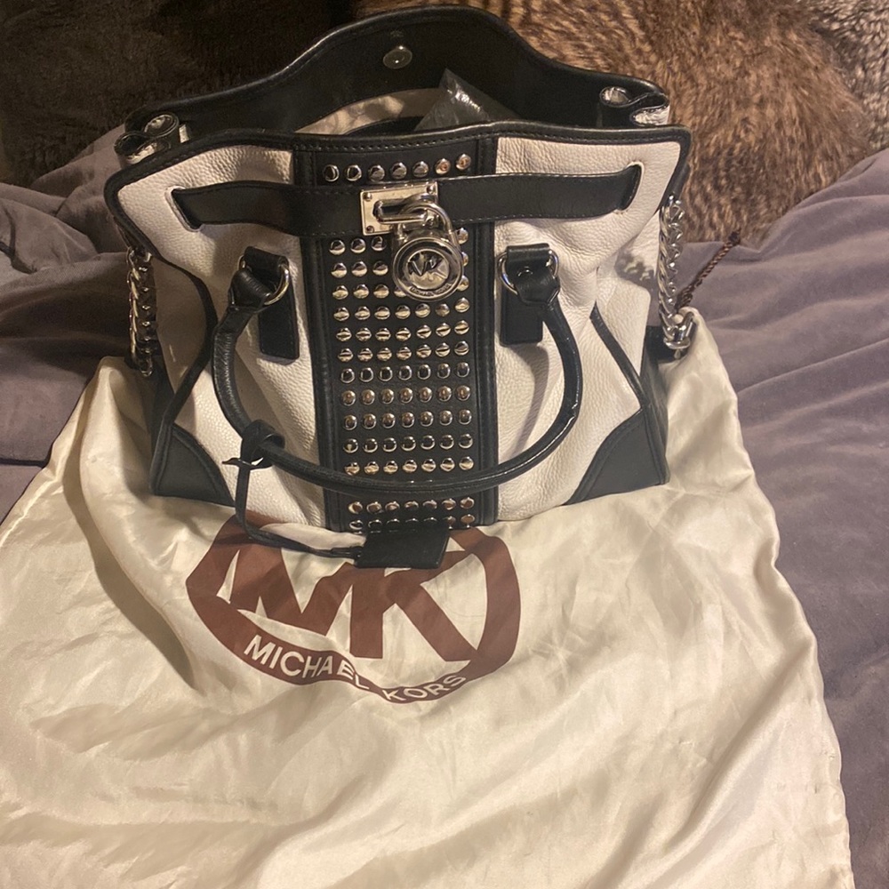 Beautiful Leather Mk Bag Authentic - Gem